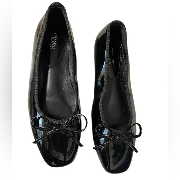 Cider | Shoes | Cider Black Ballet Flats With Glossy Finish | Poshmark
